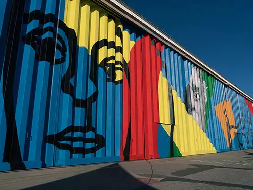 Fréjus, l’Intrépide : inauguration d’une fresque monumentale ! - Ville ...